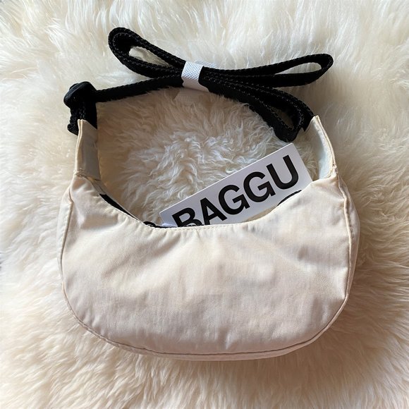 BAGGU | Bags | Nwt Baggu Mini Crescent Bag Ivory | Poshmark